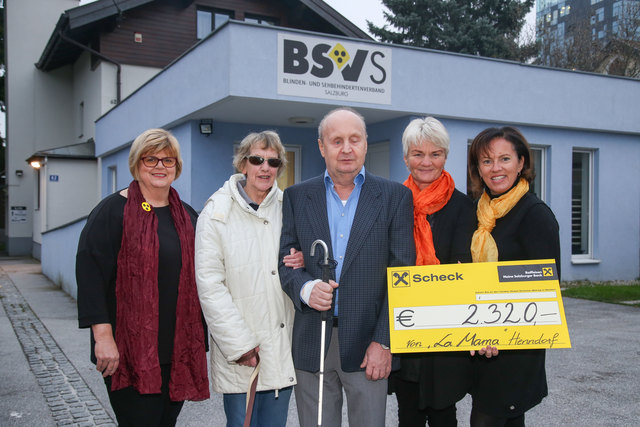 Henndorfer Chor La Mama singt für den Blindenverband - Flachgau