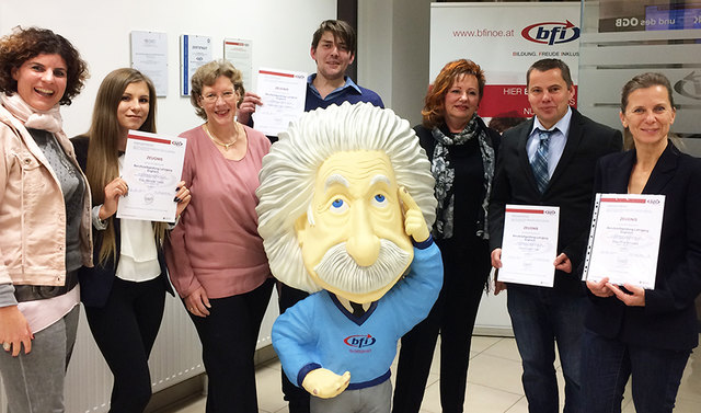 Berufsreifeprüfung TeilnehmerInnen sichern sich die Englisch Matura ...