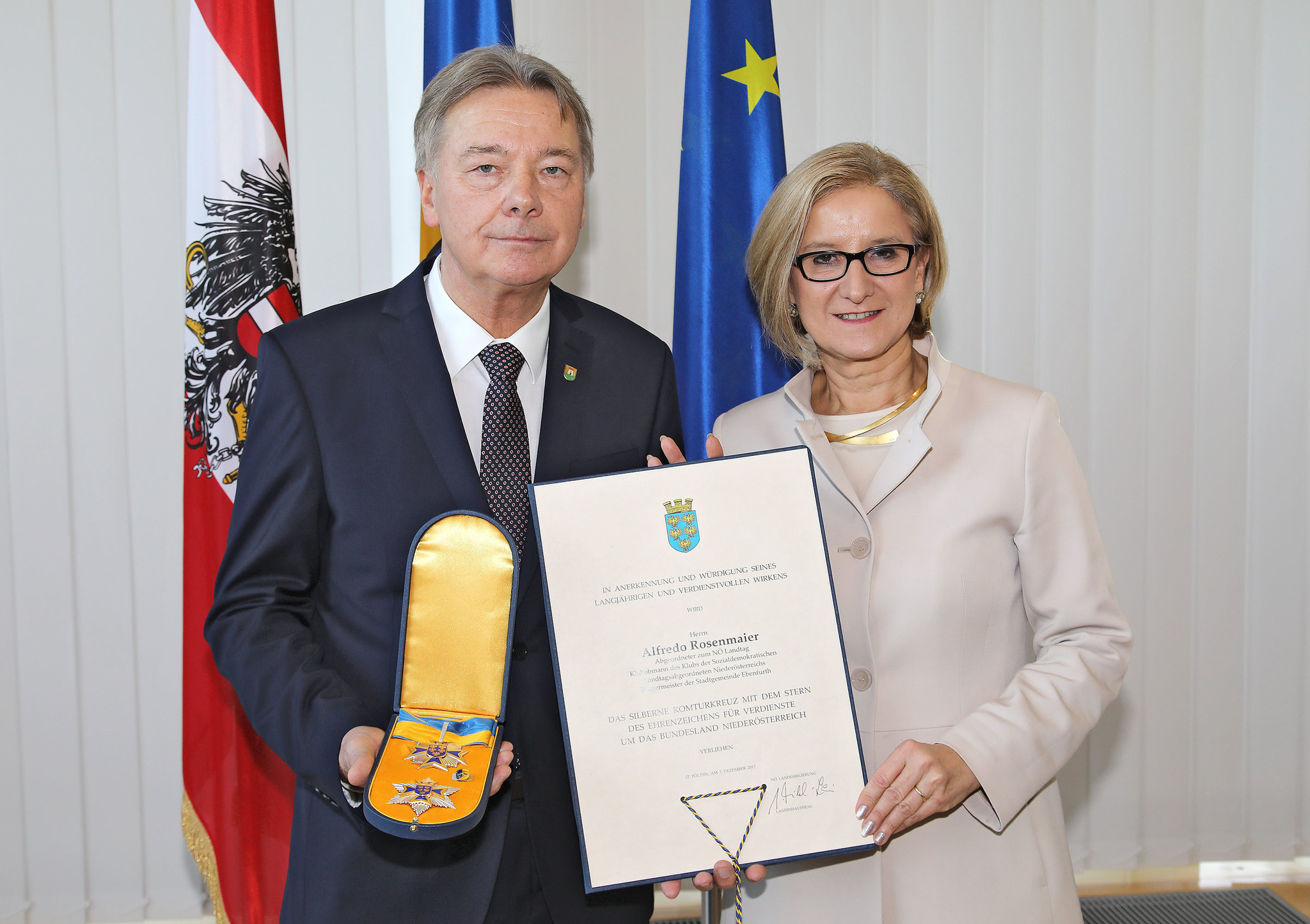 Silbernes Komturkreuz für Alfredo Rosenmaier - Wiener Neustadt