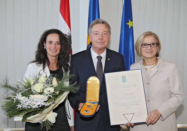 Silbernes Komturkreuz für Alfredo Rosenmaier - Wiener Neustadt