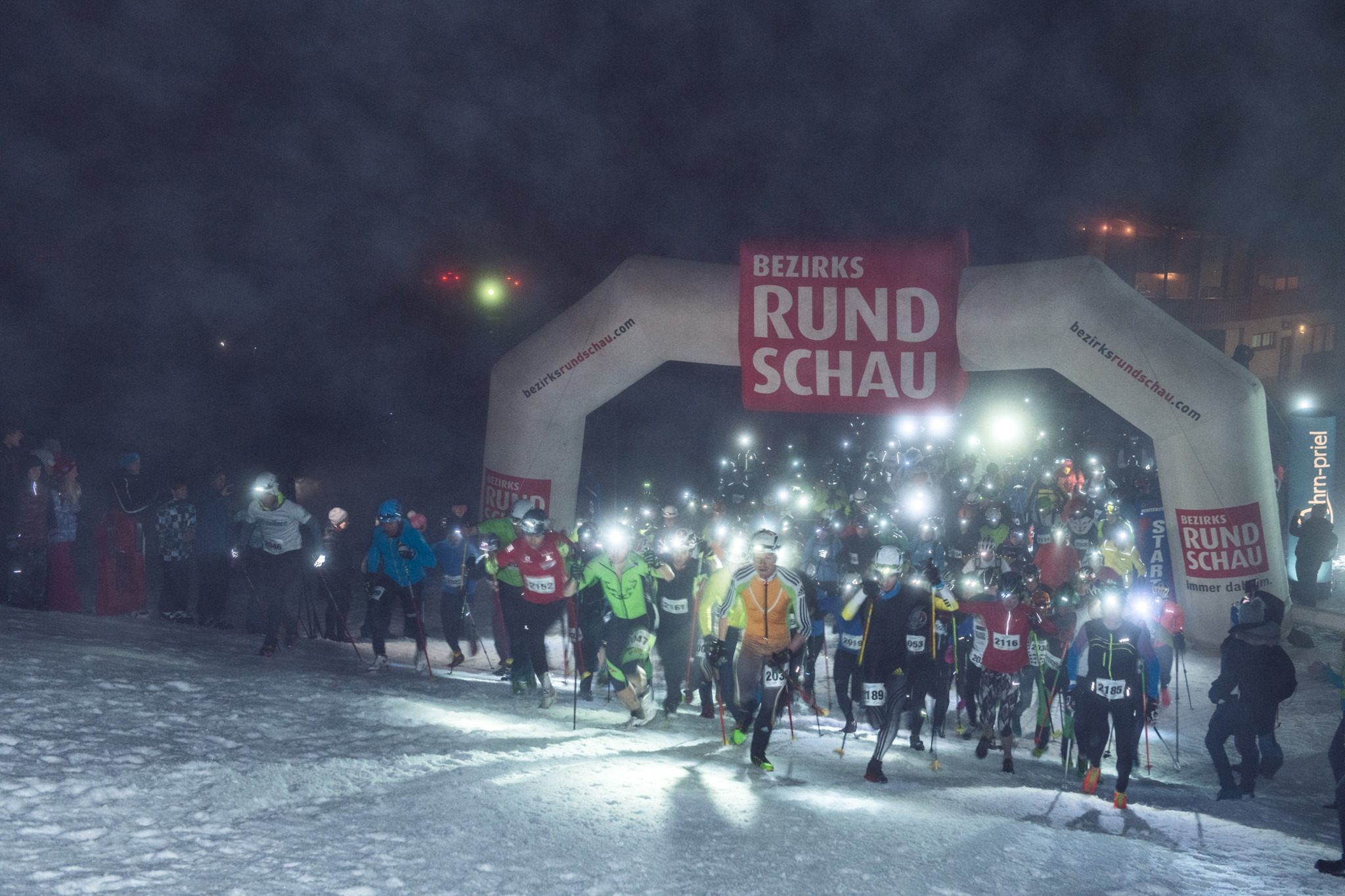 Berglaufweltmeisterin Andrea Mayr siegt beim Vertical Up in Hinterstoder - Kirchdorf