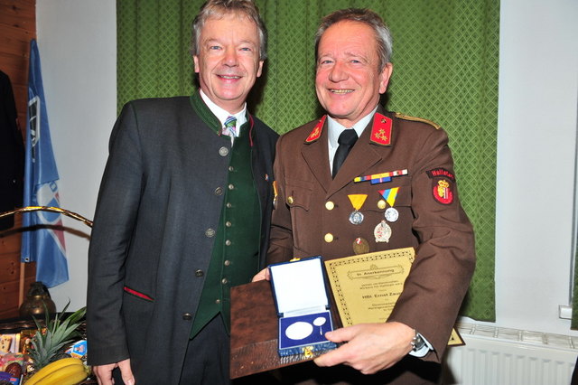 Neues Kommando bei der Freiwilligen Feuerwehr Hallstatt - HBI Roland ...