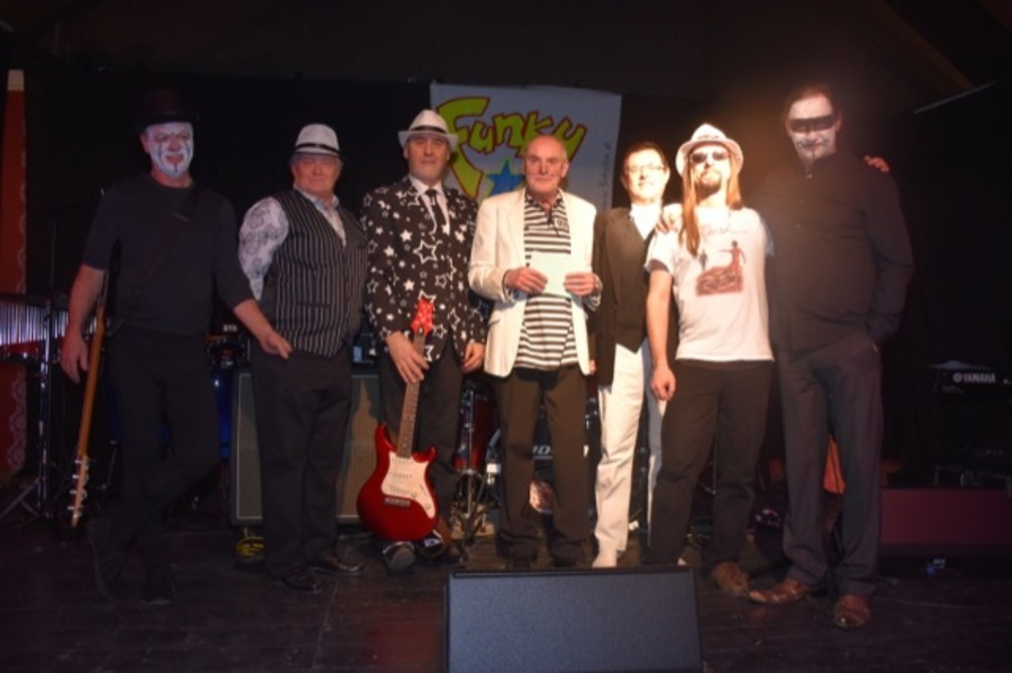 Kult-Band „Funky“ spielte auf - Hollabrunn