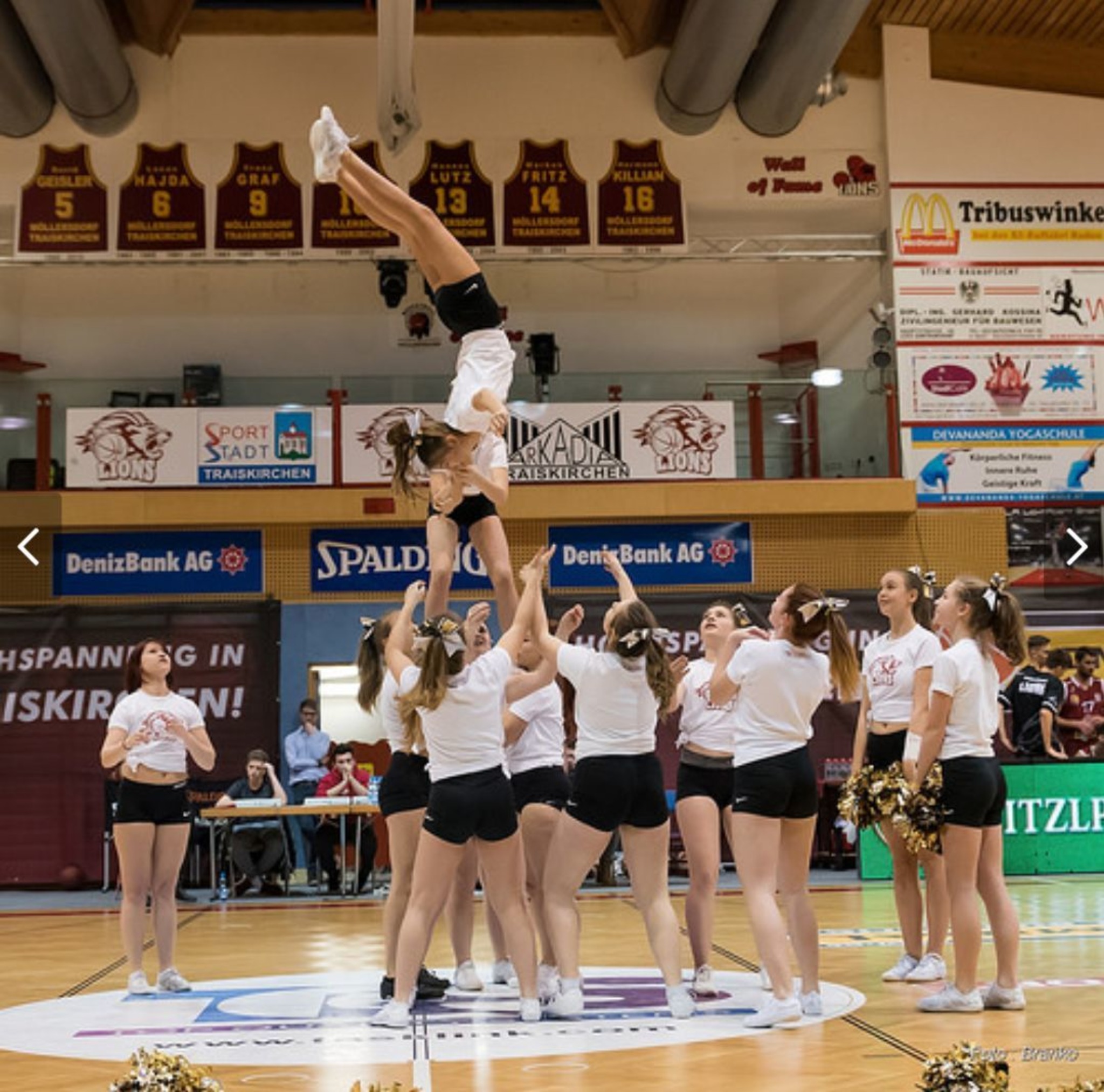 Die Rangers Cheerleader suchen neue Talente - Mödling