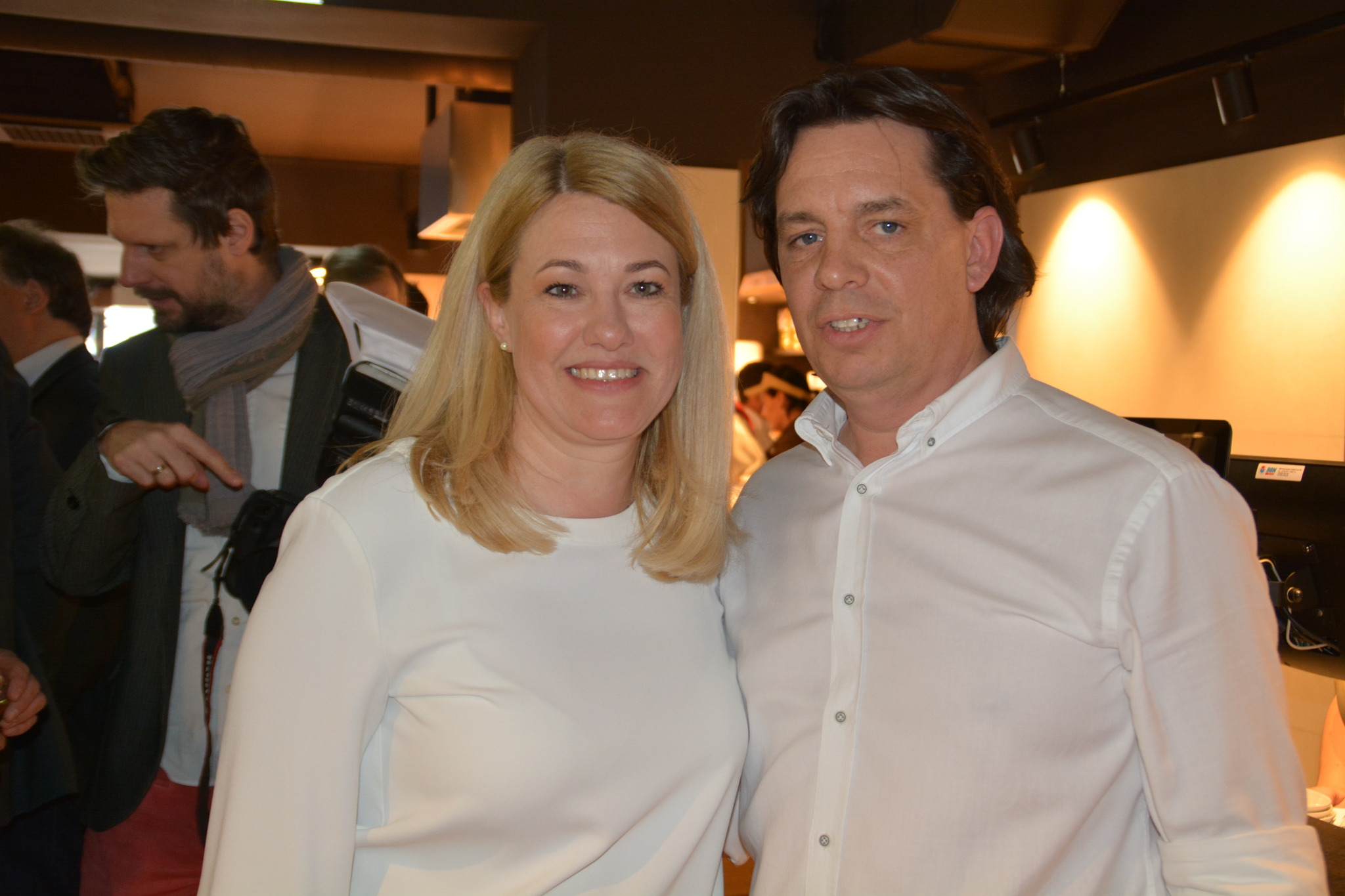 Geier eröffnet am Hauptplatz - Mistelbach