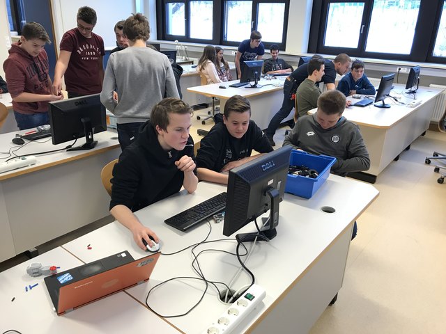 4c meets Robotic in der HTL Weiz - Weiz