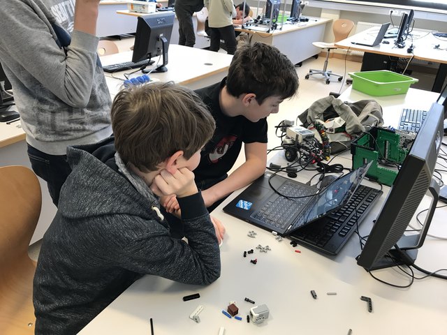 4c meets Robotic in der HTL Weiz - Weiz