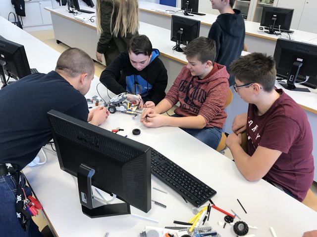 4c meets Robotic in der HTL Weiz - Weiz