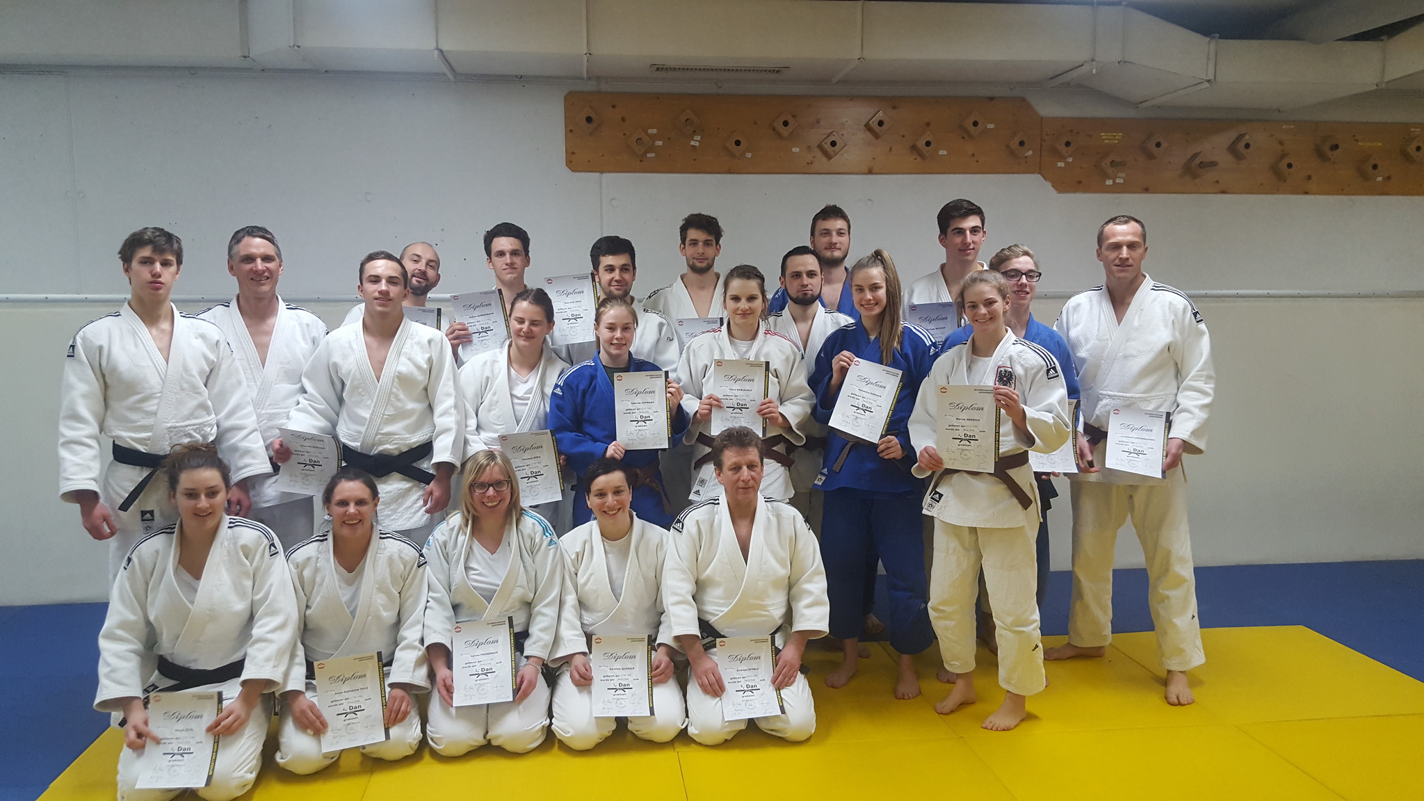 Judo: Weiße Fahne bei Dan Prüfung - Osttirol