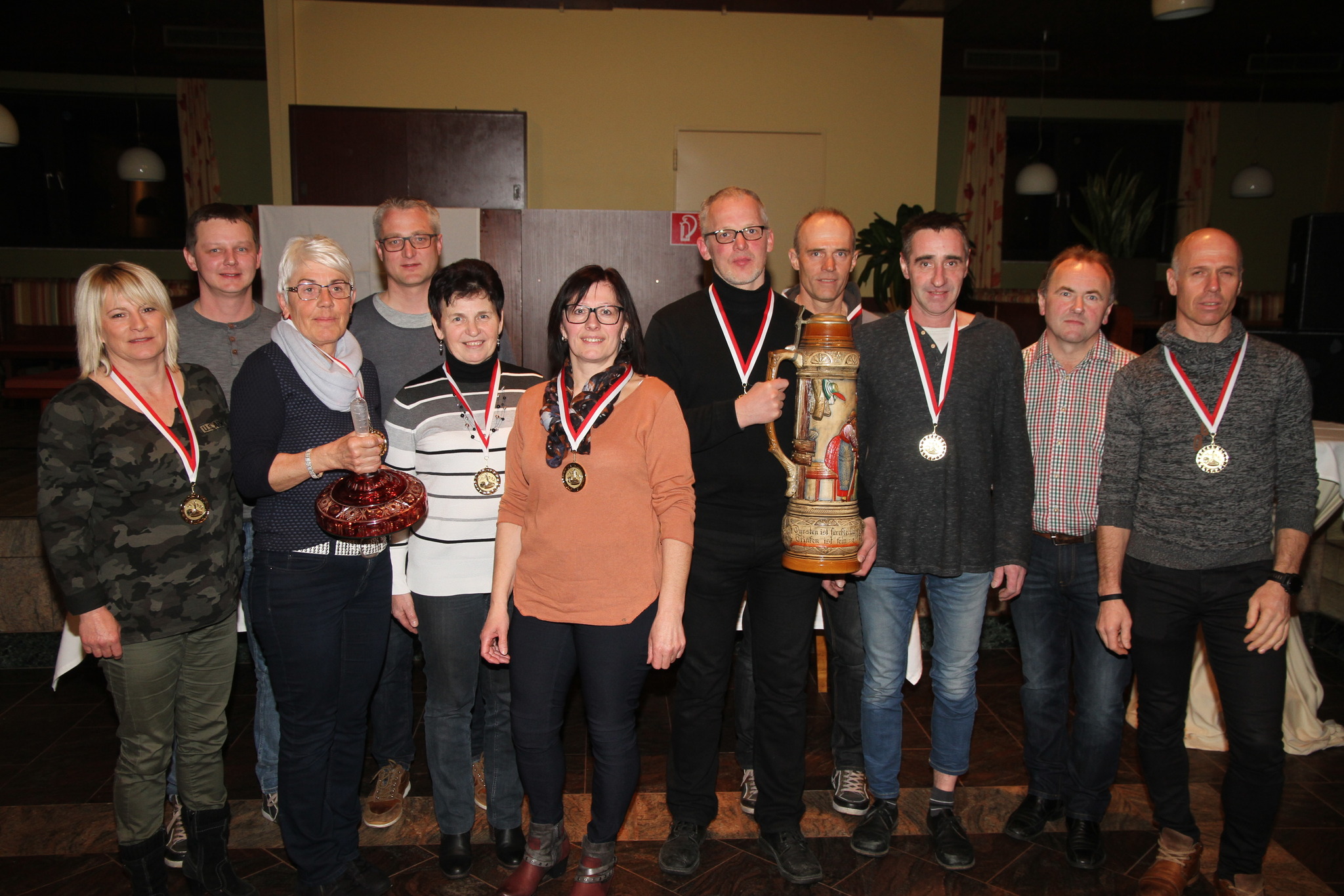 "Die Zauberflöten" und "Karo As" hatten beim Stöckeln die Nase vorn ...