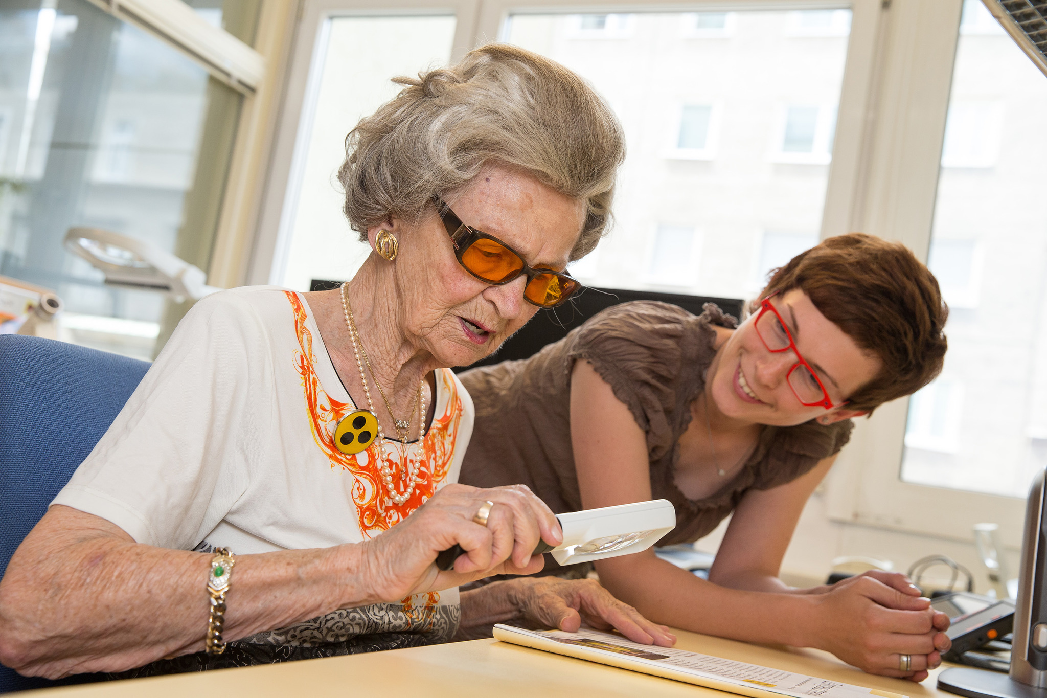 Hilfsgemeinschaft der Blinden und Sehschwachen: Unterstützung für die ...