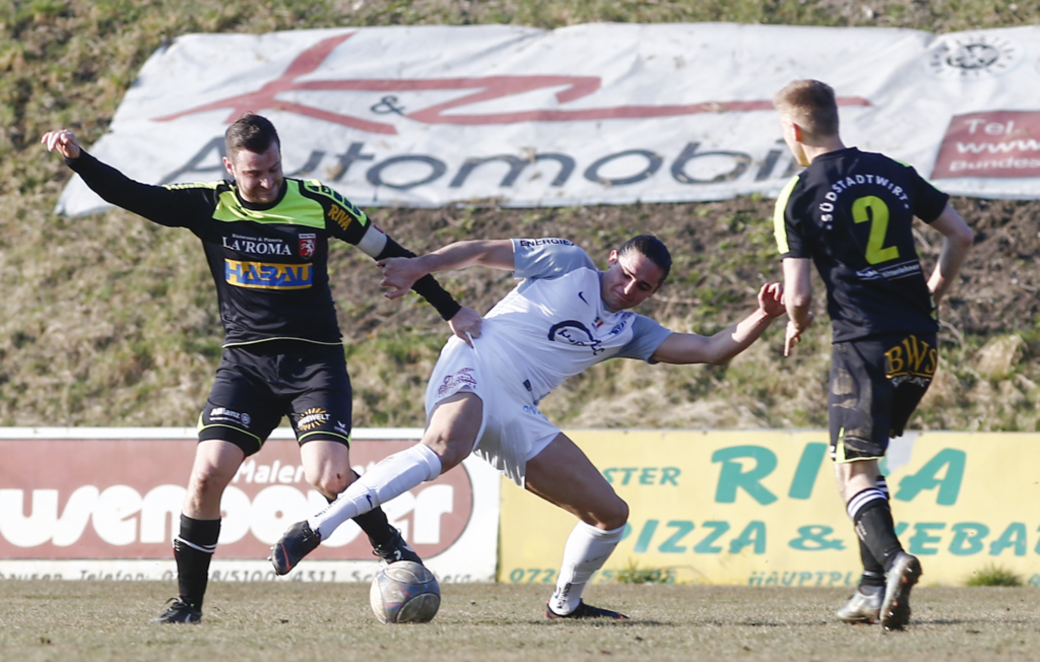 Union Perg: Kampfmannschaft siegte, Trainerwechsel bei 1b-Team - Perg