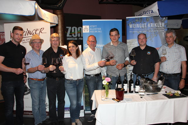 Hochbetrieb in der Zone 82 und im Mr. John's - Landeck