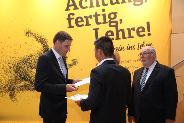 WKNÖ bat die Top-Lehrlinge vor den Vorhang - Neunkirchen