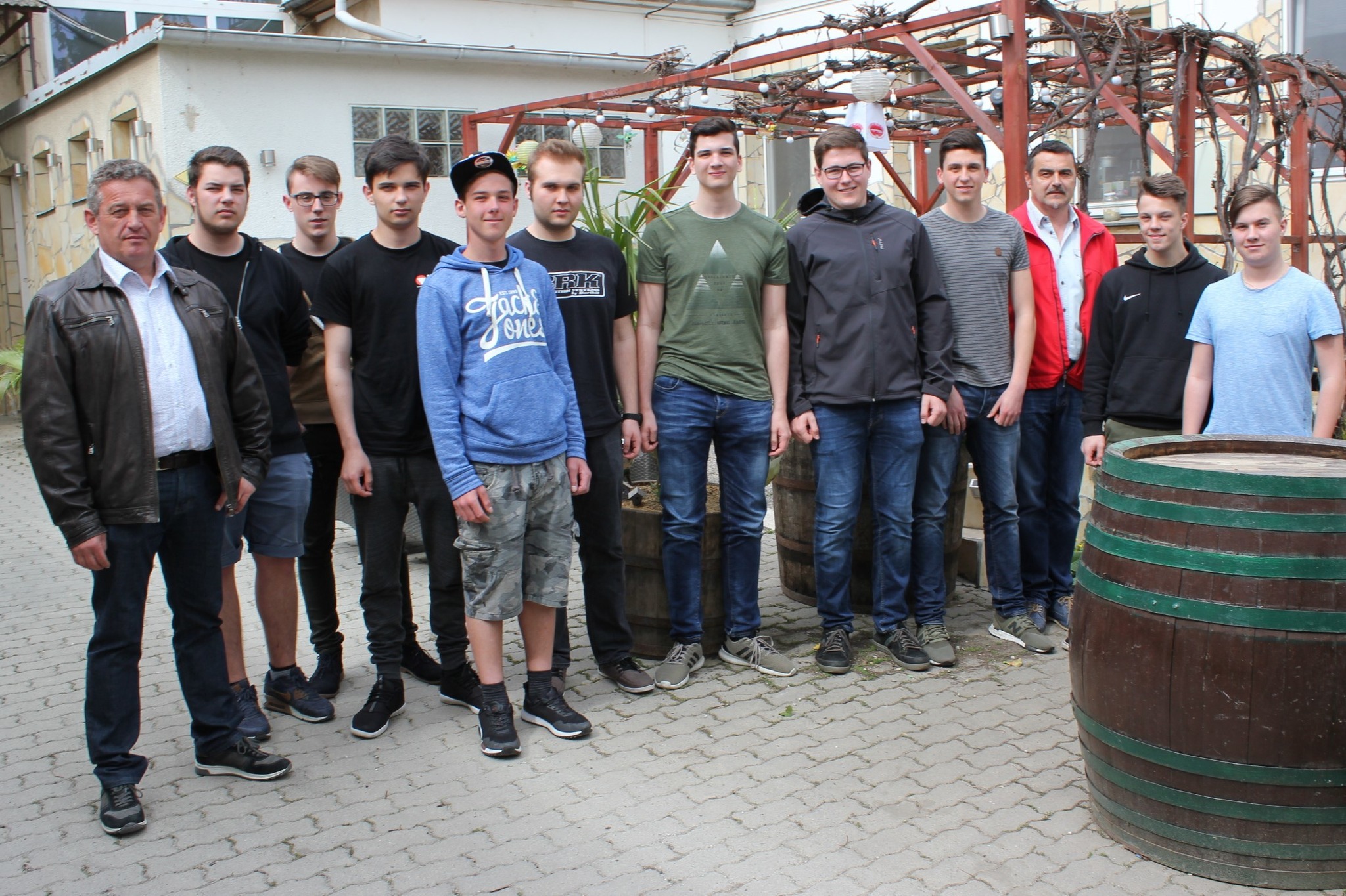 Zehn junge Rechnitzer des Jahrganges 2000 zur Musterung in Graz - Oberwart