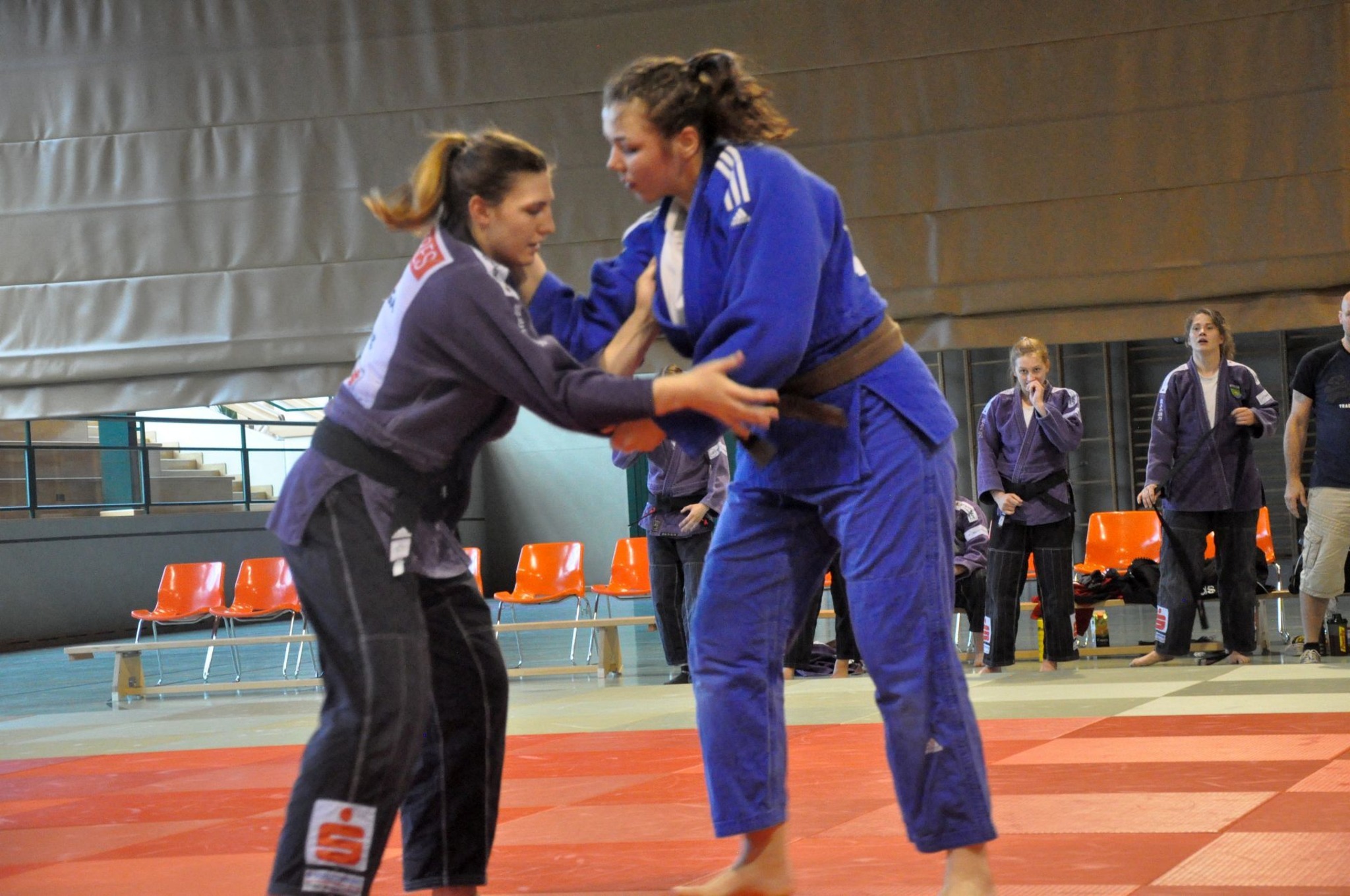 Sensationspunkt für Sandjindo-Mädels: Judo-Damen holen Rückstand auf ...