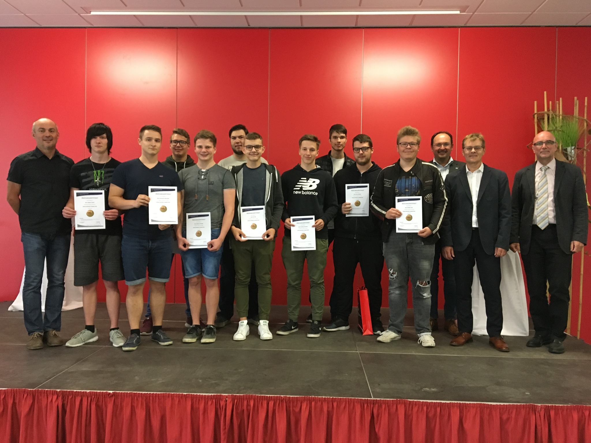 HTL Wels bietet Zusatzqualifikation zum ECS (EplanCertifiedStudent) an ...