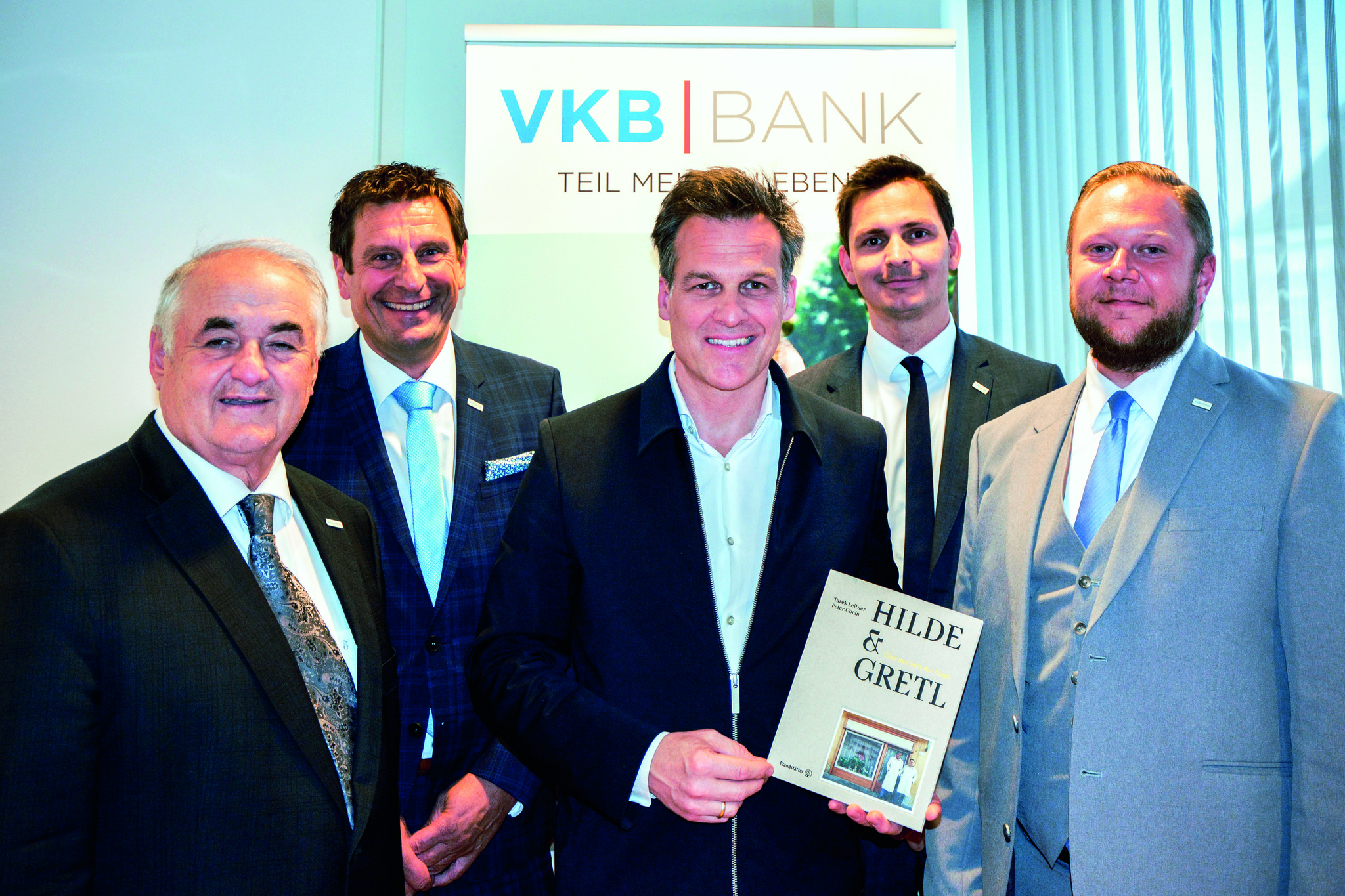 Tarek Leitner präsentierte neues Buch in Welser VKB-Bank - Wels & Wels Land