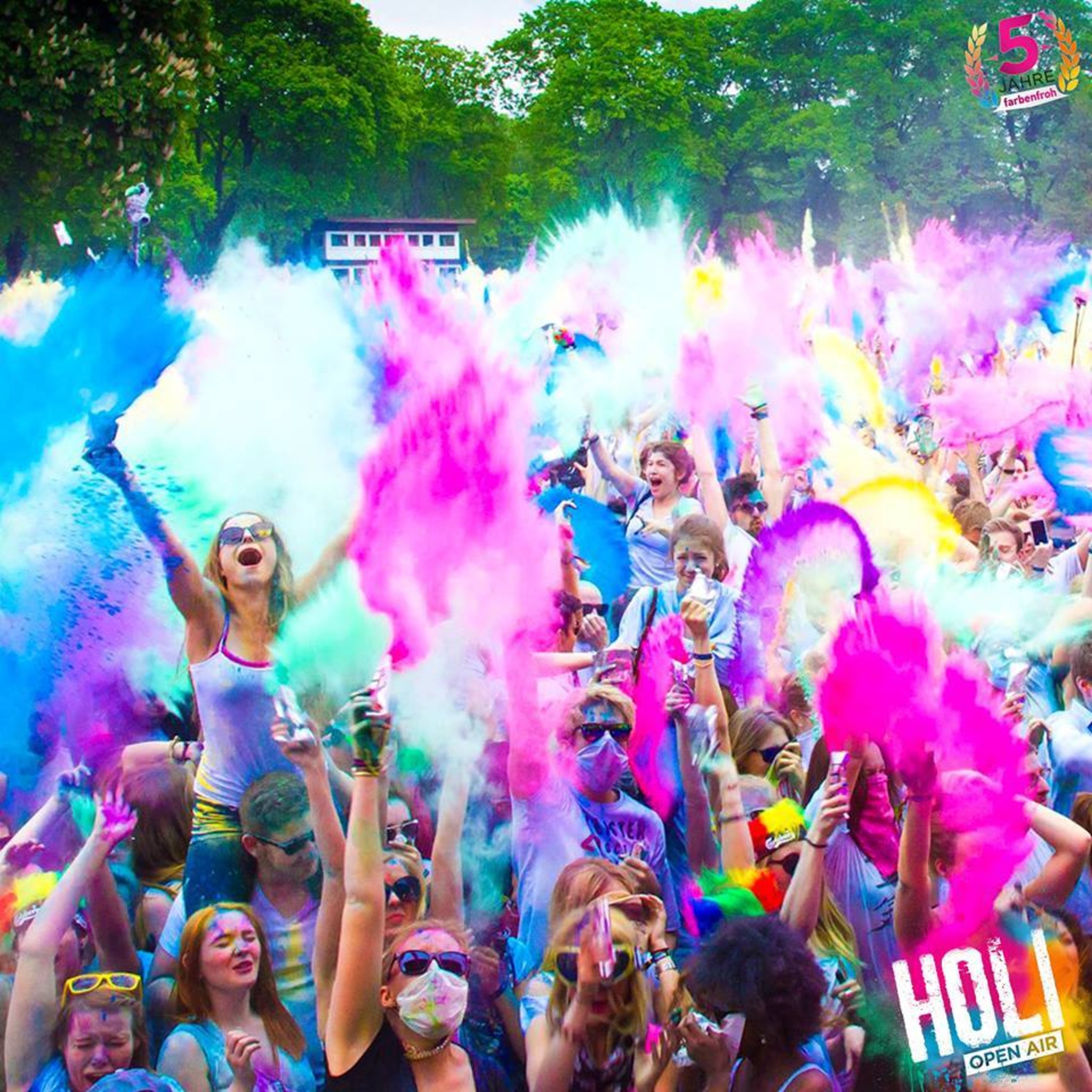 Gewinne 3x2 Tickets für das HOLI FESTIVAL in ST. PÖLTEN - Amstetten