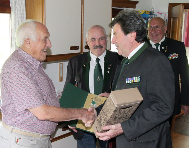 Altbürgermeister Anton Harzl feierte 90-er - Deutschlandsberg