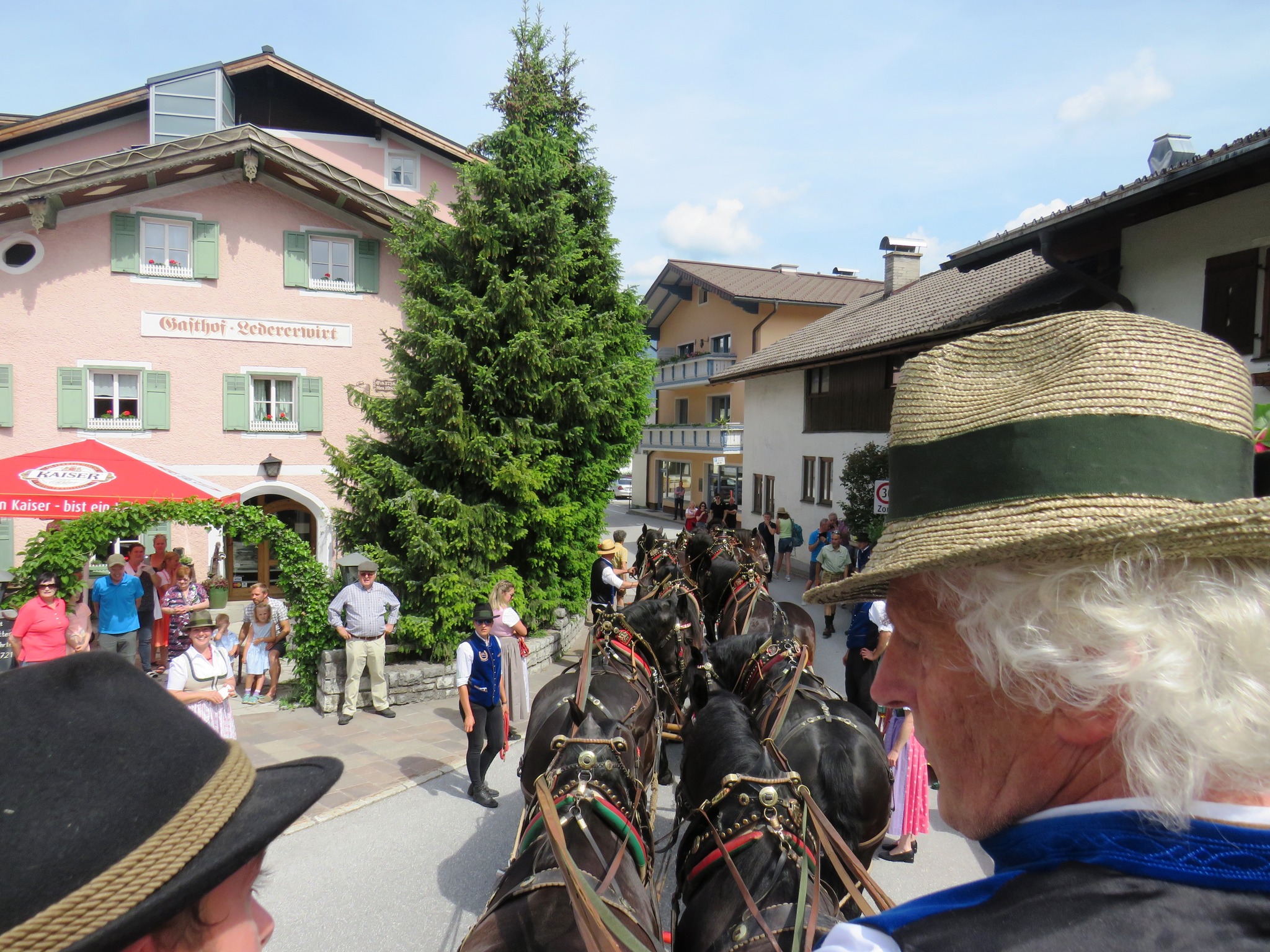 "Aufsitzen" und los geht´s - Tennengau