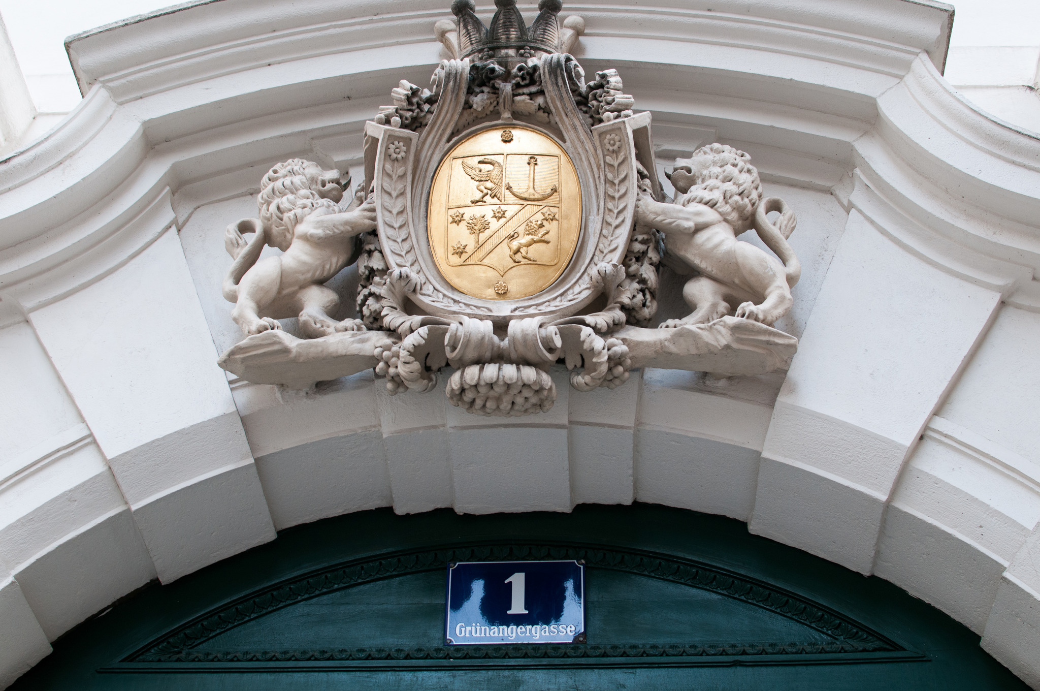 Aus meiner Serie...Wiener Innenhöfe..... - Innere Stadt