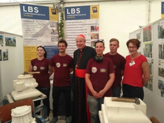 Steinmetzlehrlinge trafen Kardinal und Dompfarrer - Gmünd