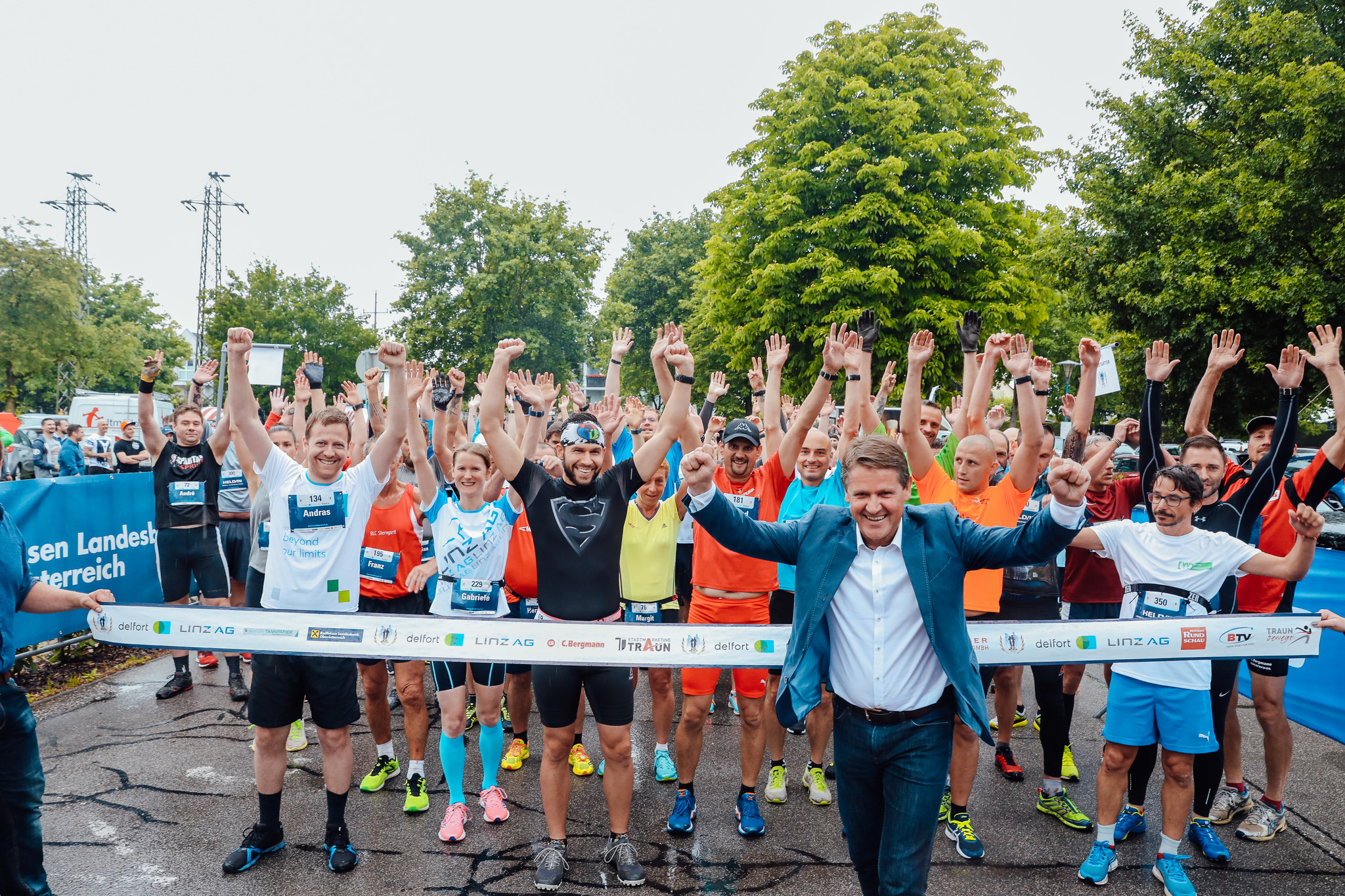 delfort Heldenlauf Traun: Das Ziel erreicht - Linz-Land