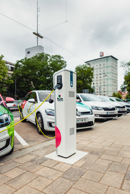 Neuer tim-Standort: Am Lendplatz gibt's nun E-Carsharing - Graz
