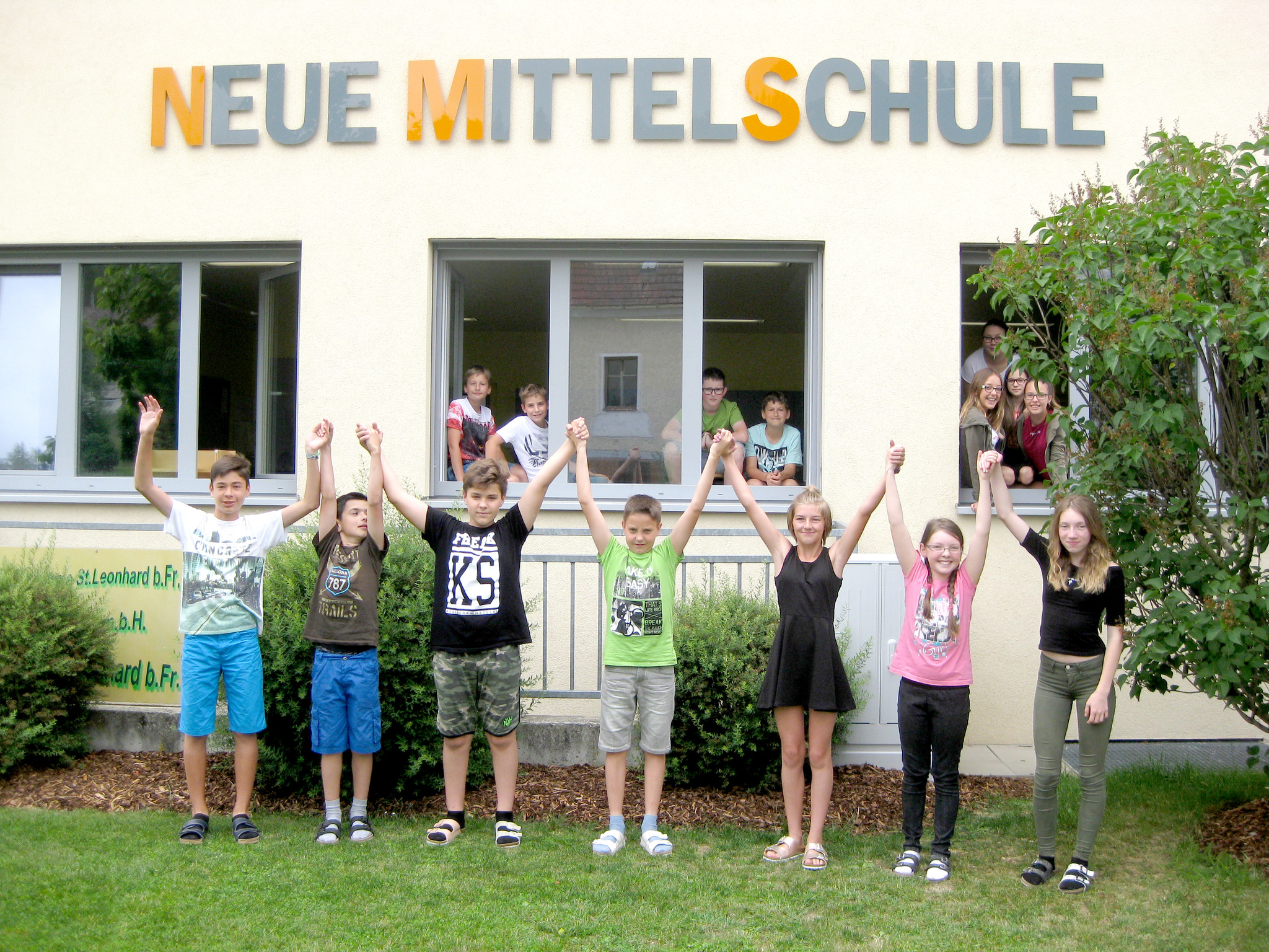 NMS St. Leohard feiert Faustball-Landesmeister und 50-Jahr-Jubiläum ...