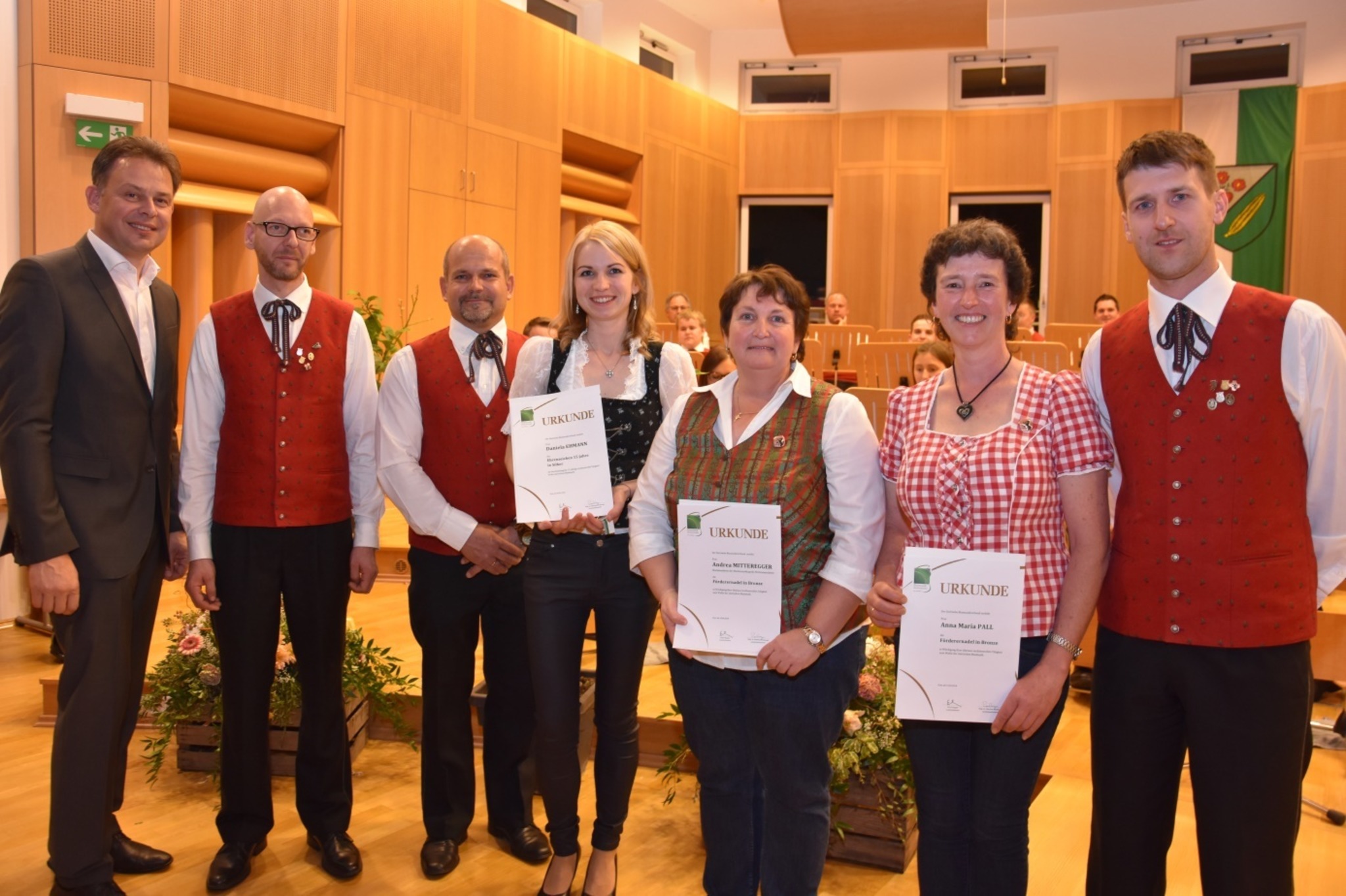 Fördernadel für musikalische Damen in Wettmannstätten - Deutschlandsberg