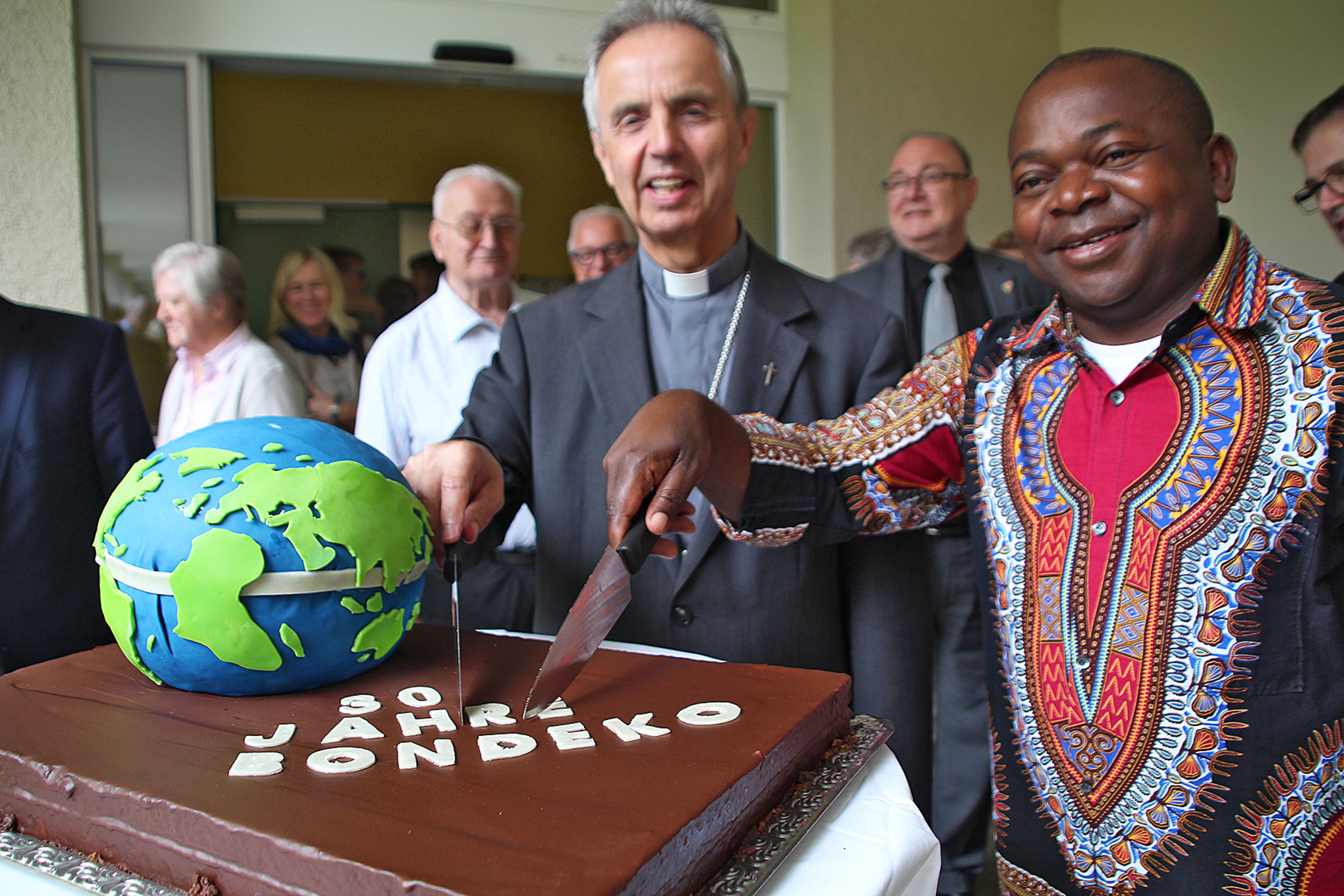 Bondeko feiert "Eine Welt" - Salzburg-Stadt