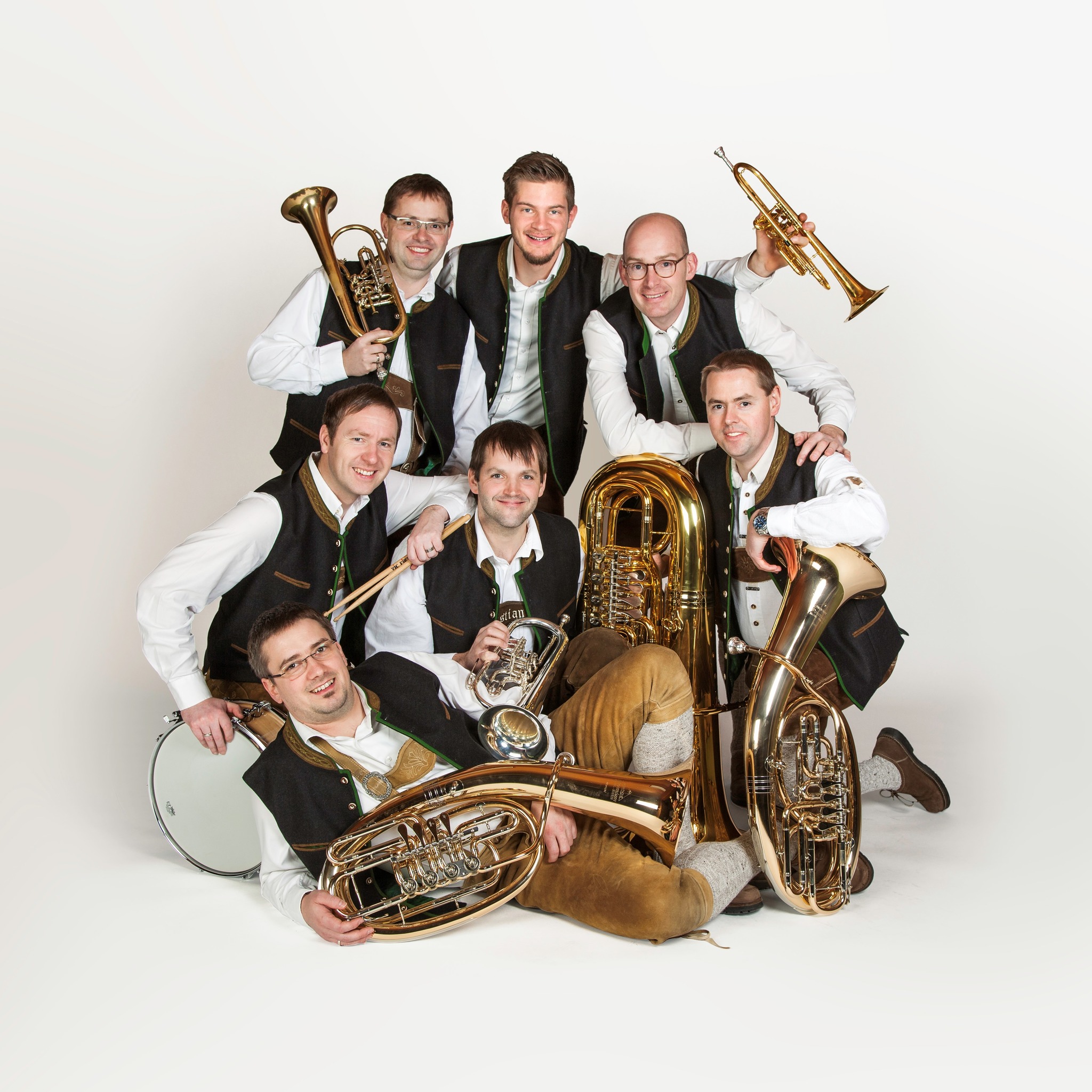 BezirksRundschau verlost Vip-Tisch für "Sommernacht in Dirndl Tracht ...