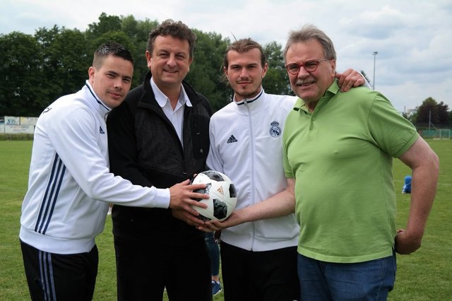 Fußballer zeigten beim David Lovrenovic-Gedenkturnier Herz - Kirchdorf