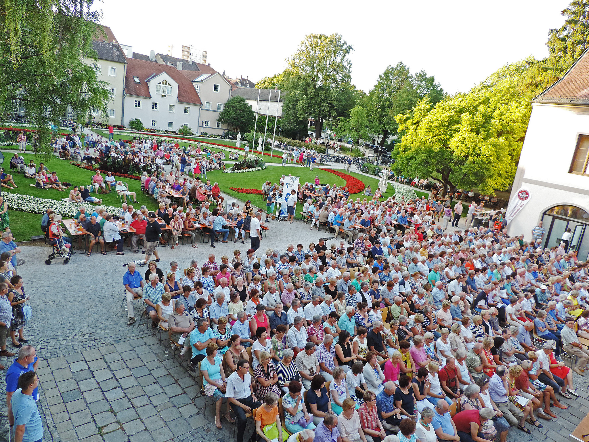 Der Burggarten wird zum Konzertsaal - Wels & Wels Land