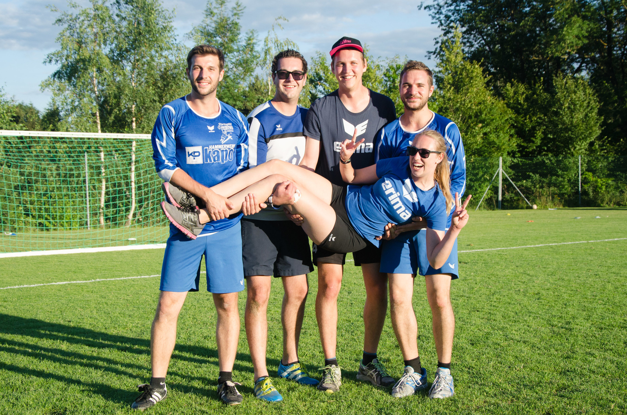 "Vier Fäuste für Doris" holen sich Bad Kreuzener Ortsmeistertitel - Perg
