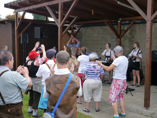 Geselliges Miteinander beim Lebenshilfe-Sommerfest - Steyr & Steyr Land