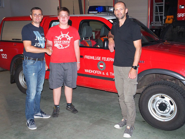 Feuerwehr begrüßt neue Kameraden - Waidhofen/Thaya