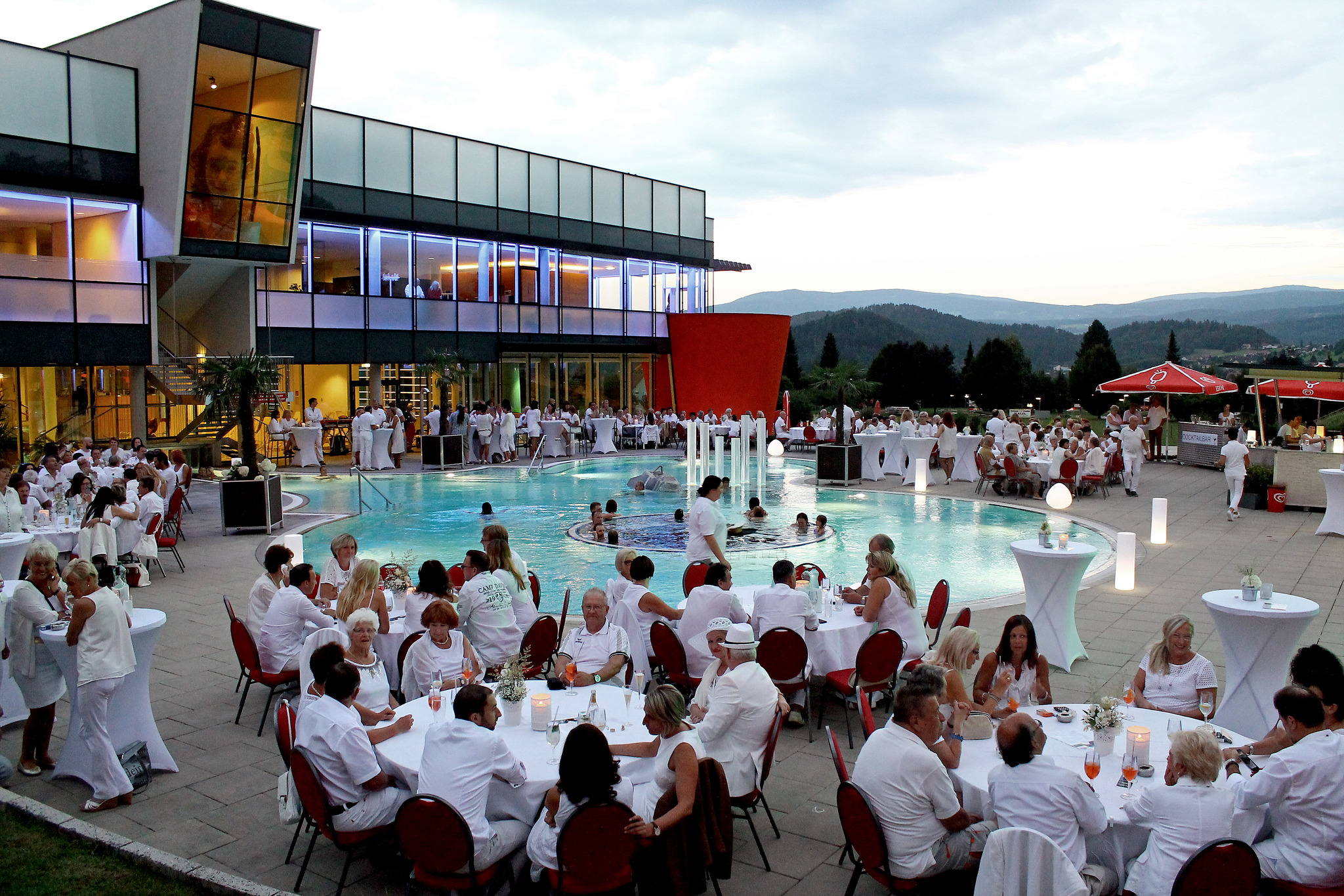 Fest in Weiß in der Therme Nova - Voitsberg