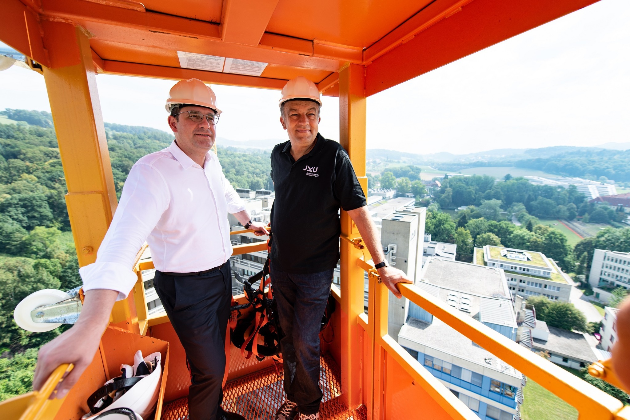 Neue Aussichtsplattform und Bibliothek für Linzer Uni - Linz