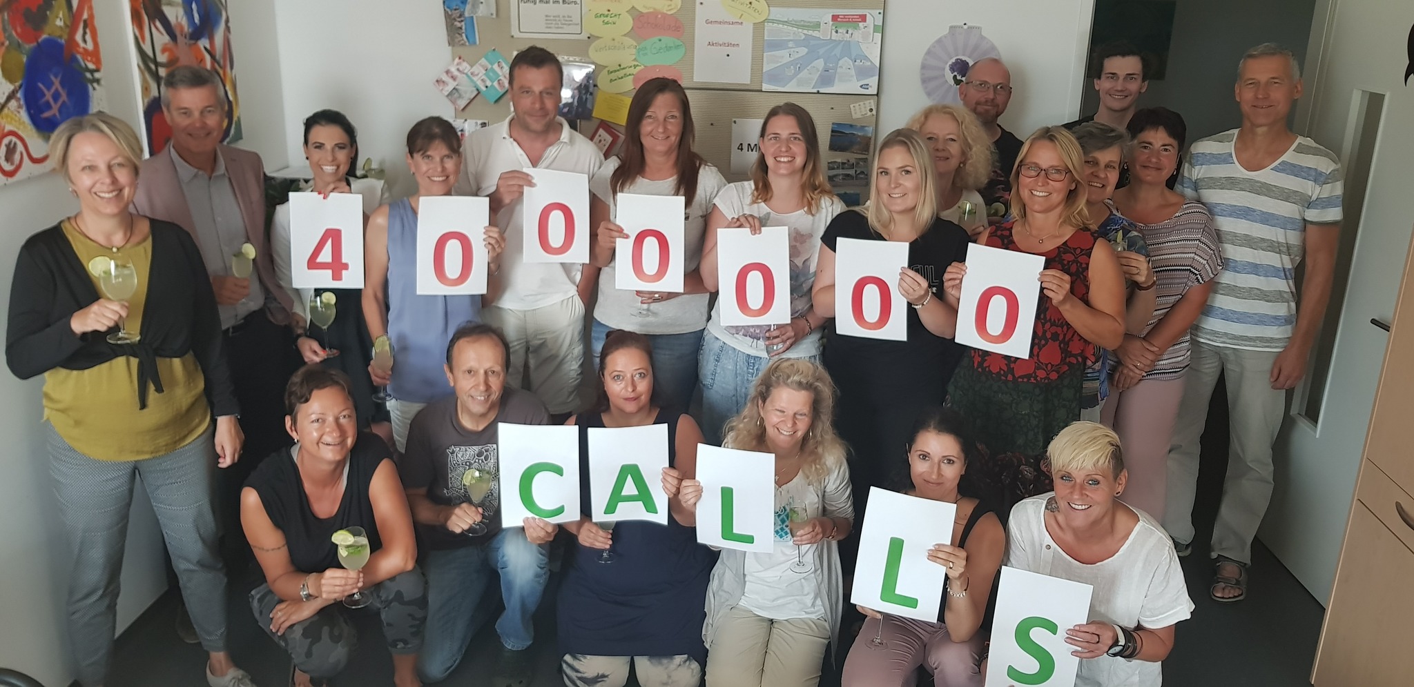 AMS Tirol ServiceLine: viermillionsten Anruf entgegen genommen - Innsbruck