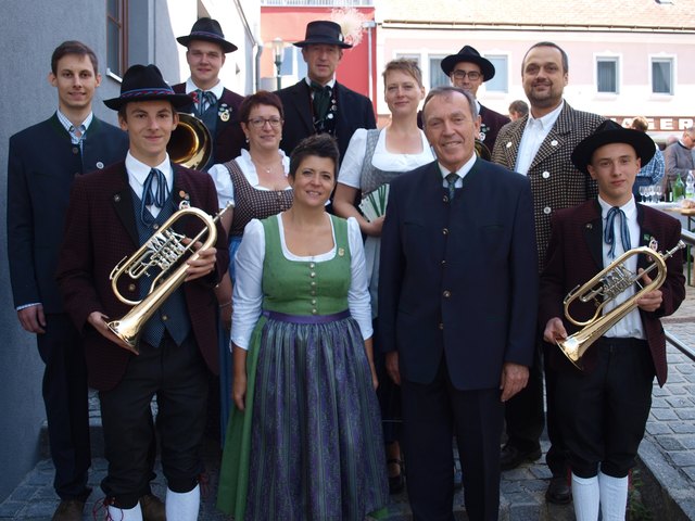 Dirndlgwandsonntag in Ottenschlag - Zwettl