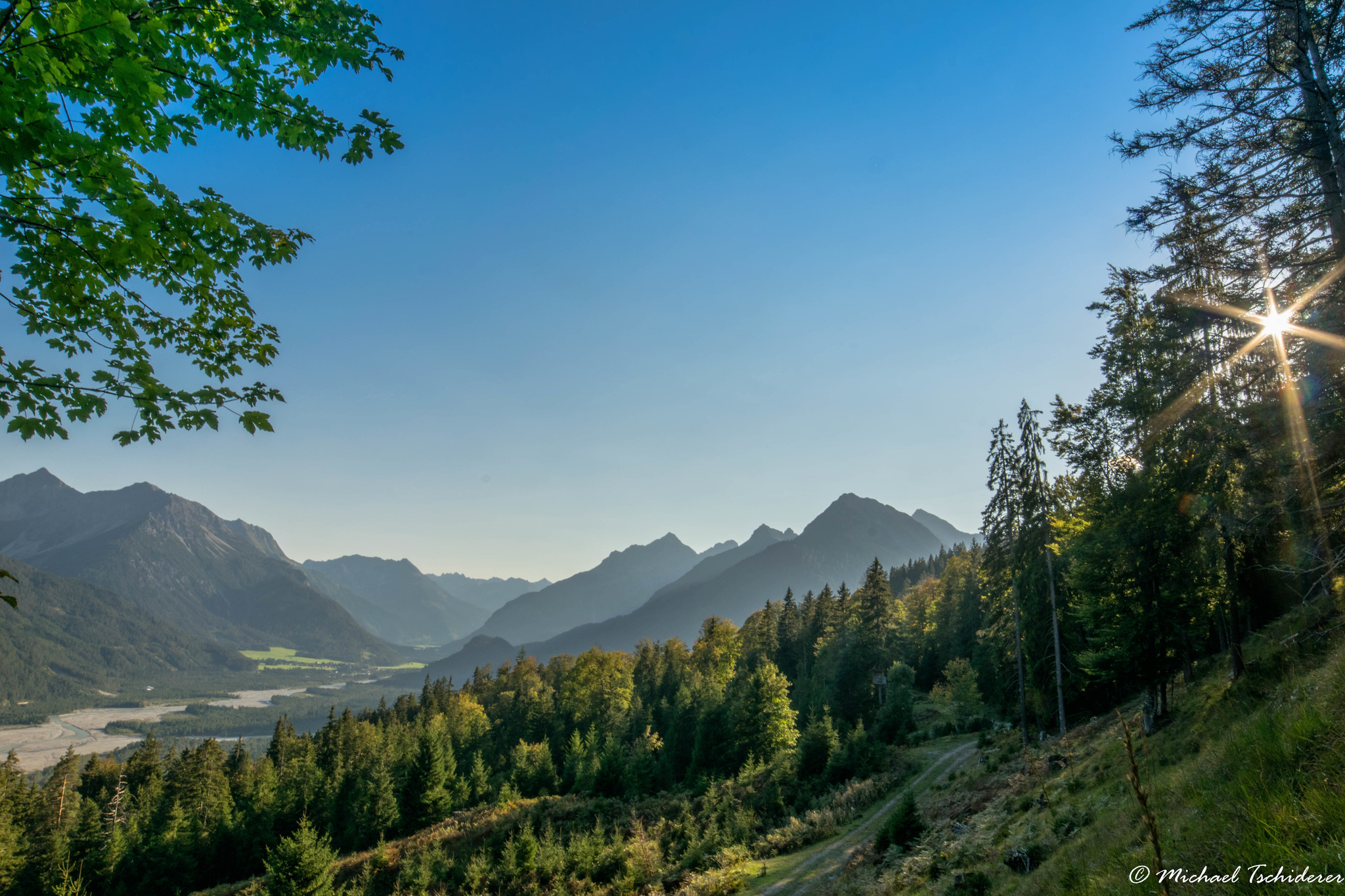 Blick ins Lechtal vom Schwarzwasser aus - Reutte