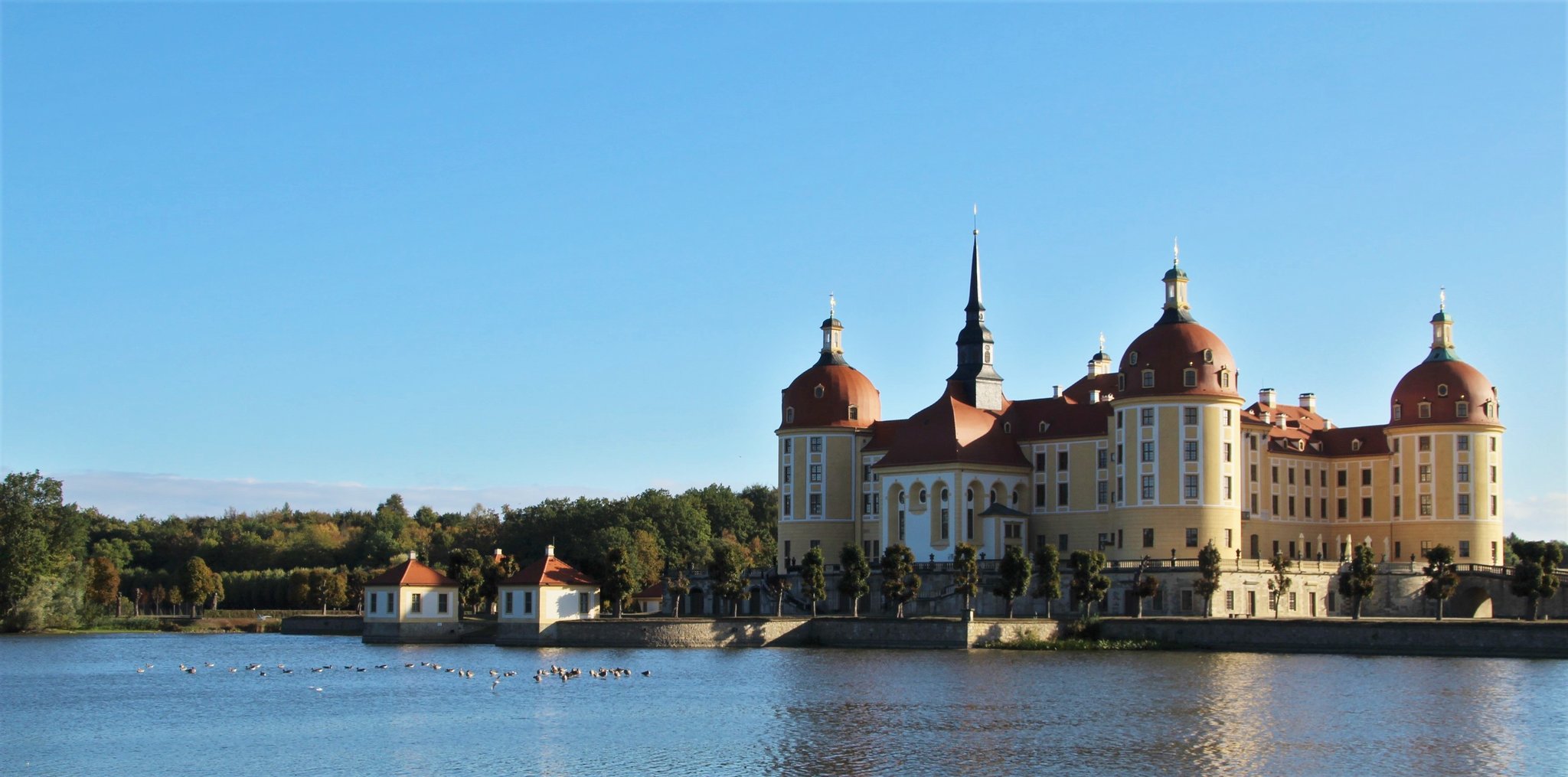 Barockschloss Moritzburg: Aschenbrödel`s **MÄRCHENSCHLOSS** - Vöcklabruck