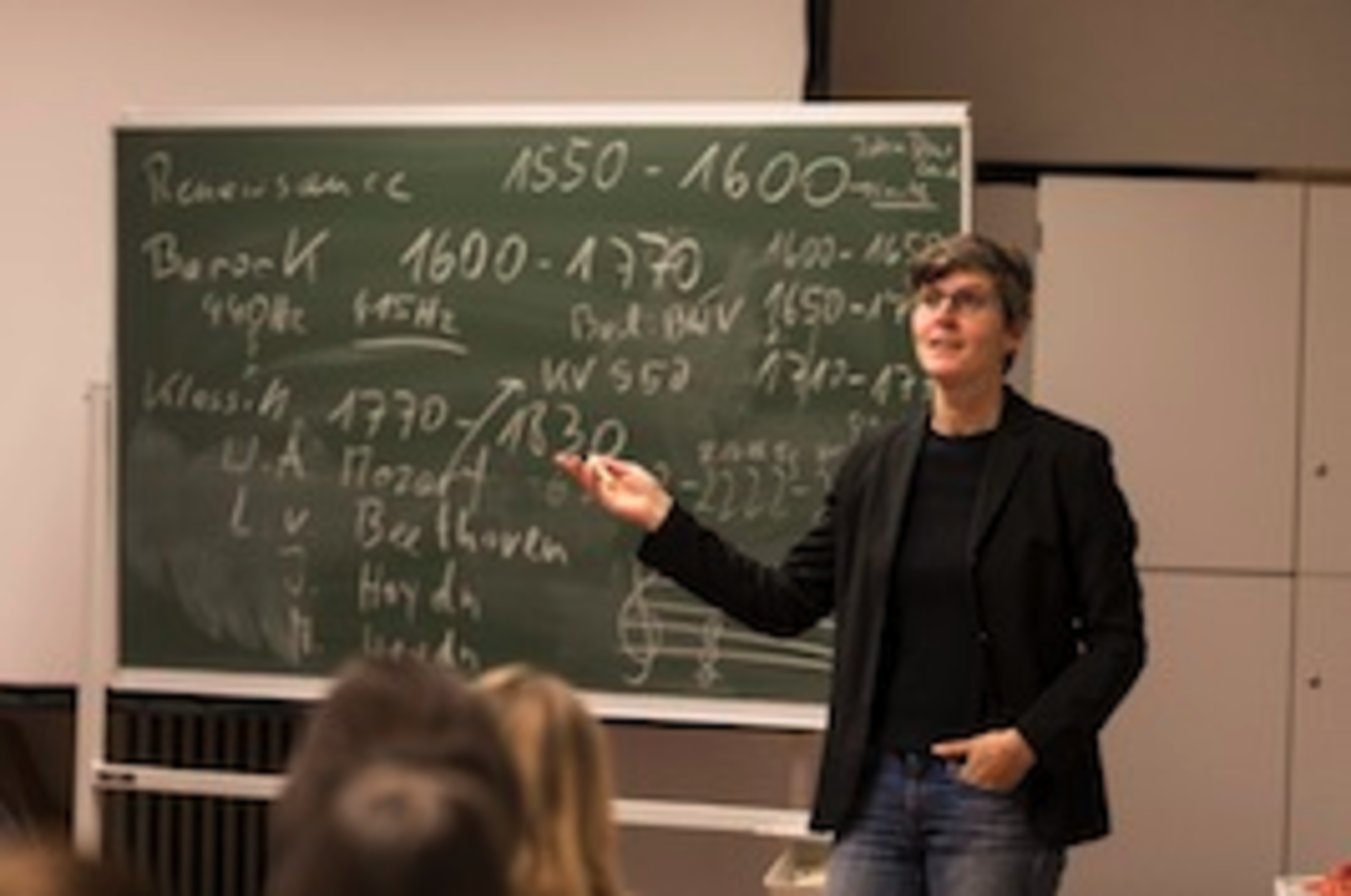 Musikkunde interaktiv: Neues Vorlesungskonzept unter der Leitung von ...