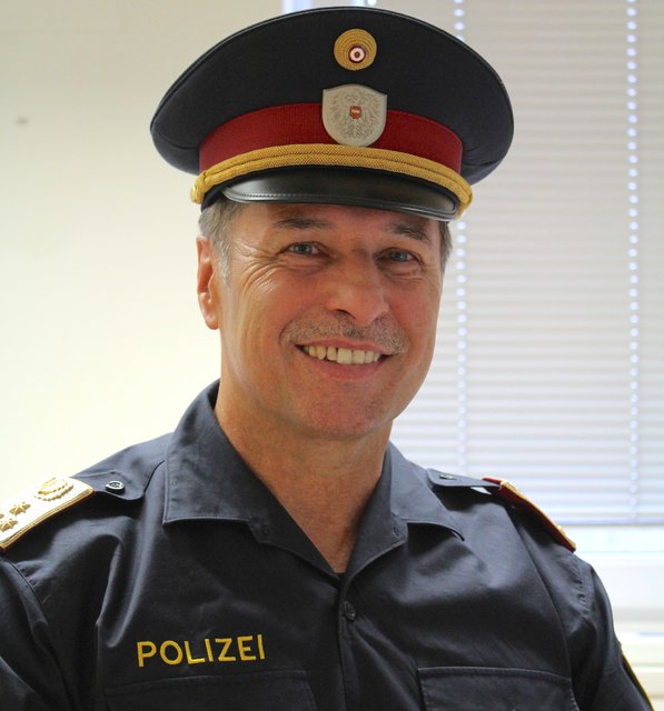 Polizei rät zur Vorsicht: Sichtbarkeit sorgt für Sicherheit - Vöcklabruck