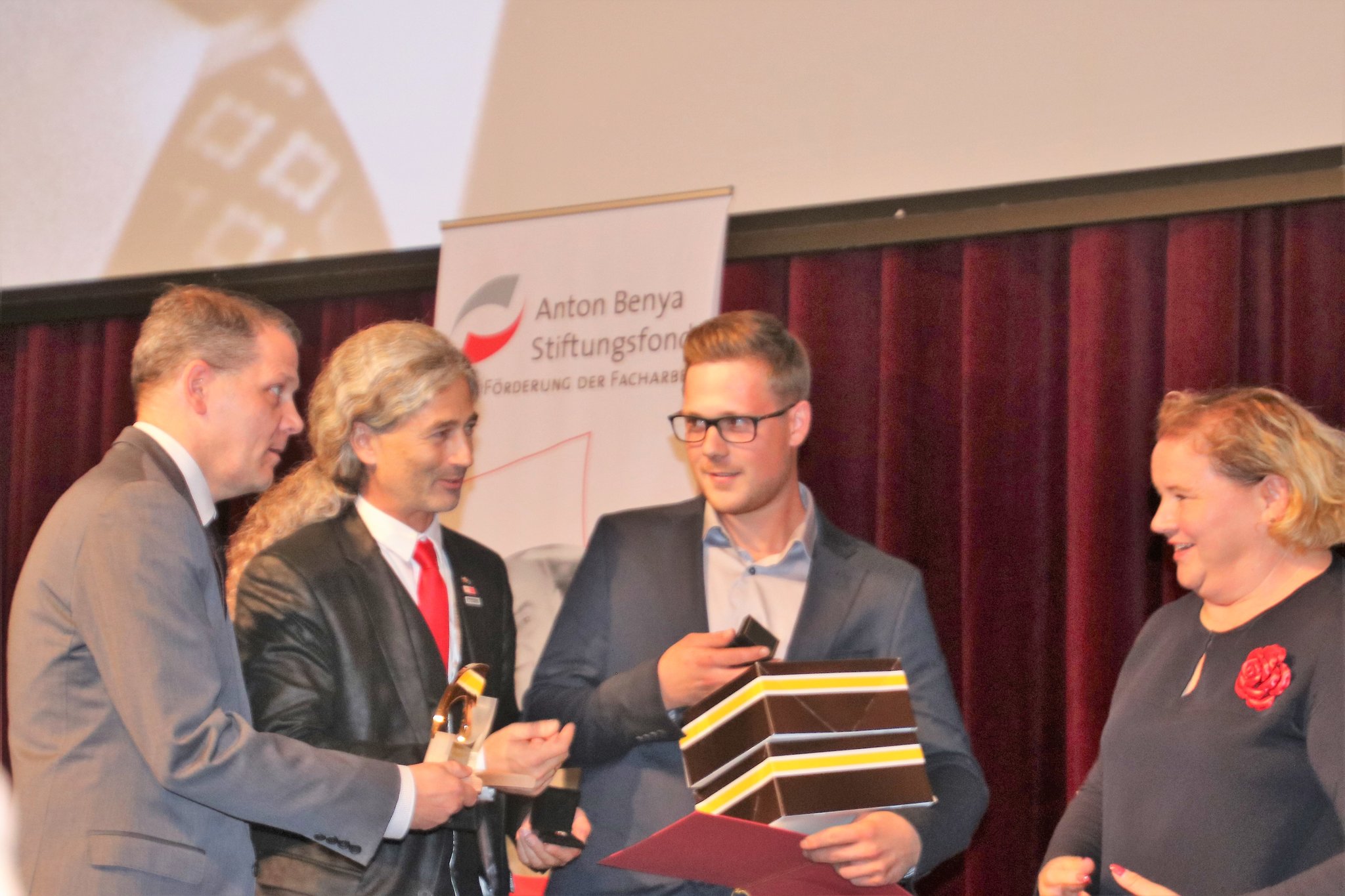 Hohe ÖGB-Auszeichnung: Pfnier erhält Anton-Benya-Preis für ...