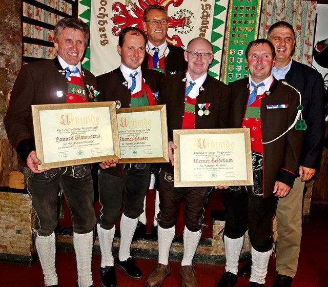 Oppacher Schützenkompanie: Jochberg: Schützen versammelten sich - Kitzbühel