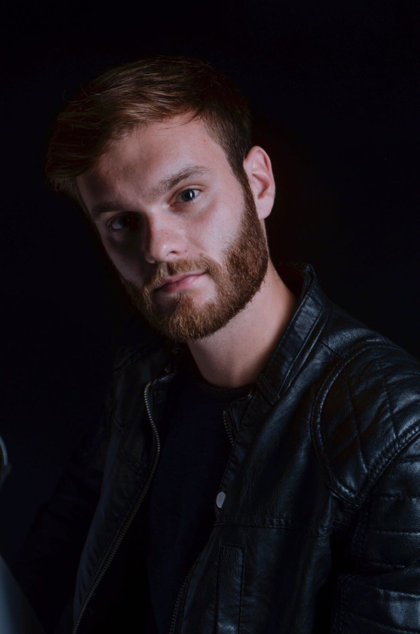 „The Voice of Germany“-Teilnehmer wandelt auf Solopfaden: Michael Russ ...