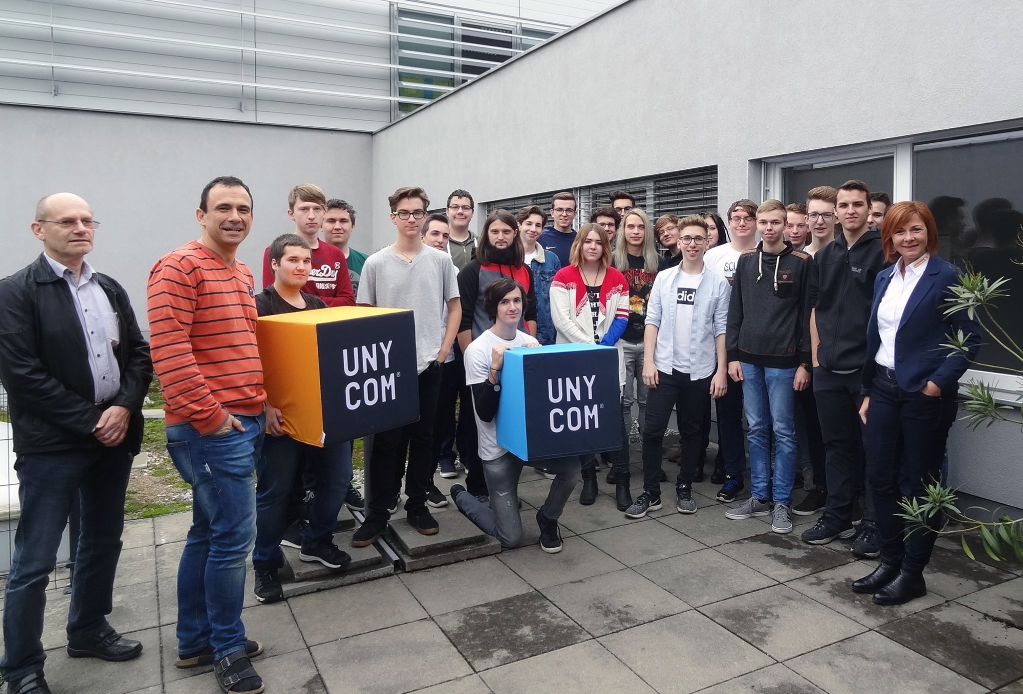 HTL Pinkafeld: Informatik-Exkursion zur Fa. Unycom nach Graz - Oberwart